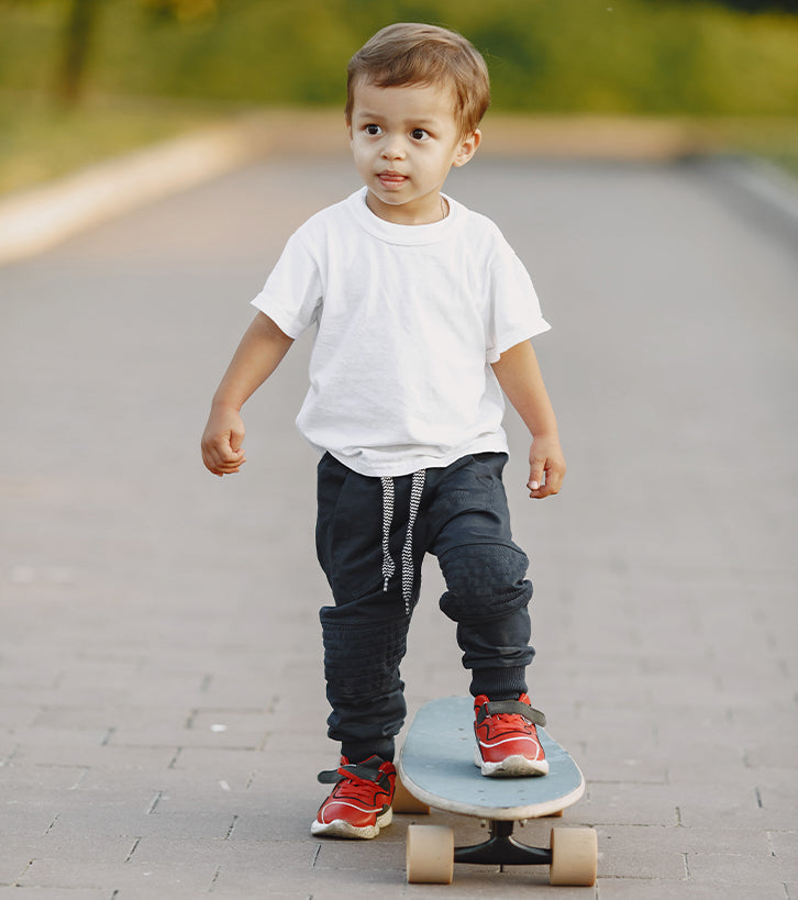 Kids Shorts and Trousers Online |Stylish Picks for Little Trendsetters ...